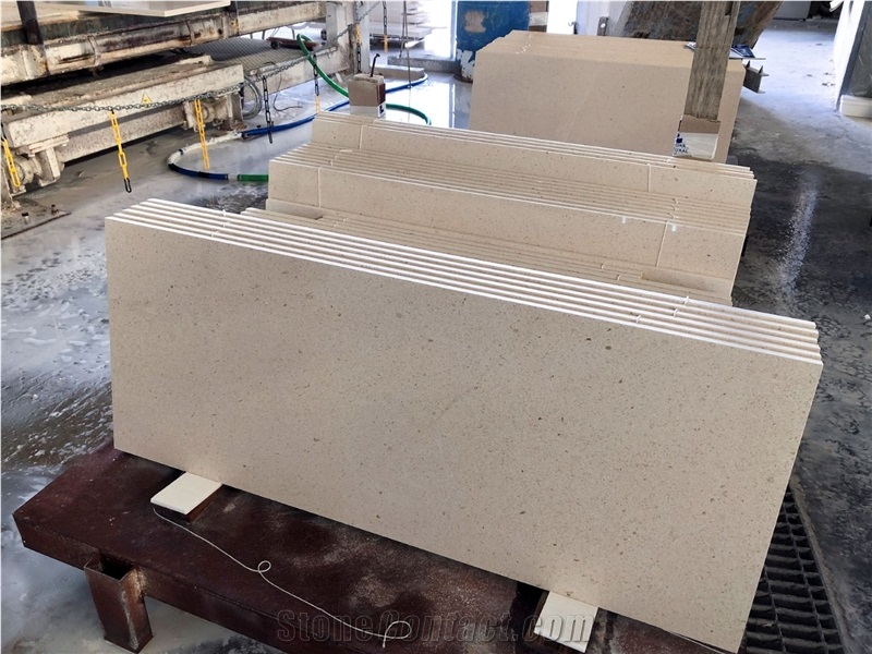 Caliza Capri Limestone Tiles & Slabs from Spain - StoneContact.com