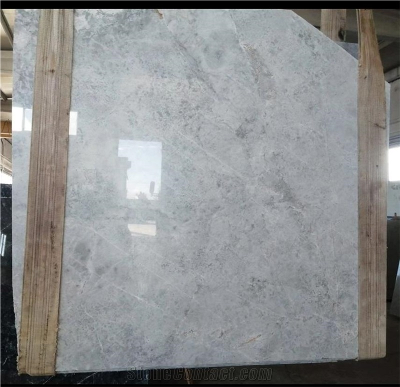 Grey Montana Marble Quarry - StoneContact.com