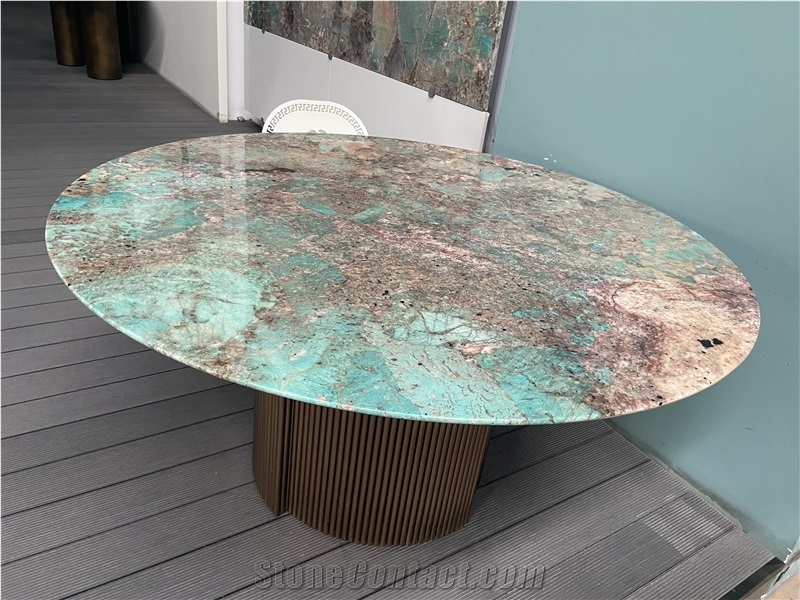 Green Granite Table - Natural Stone - StoneContact.com