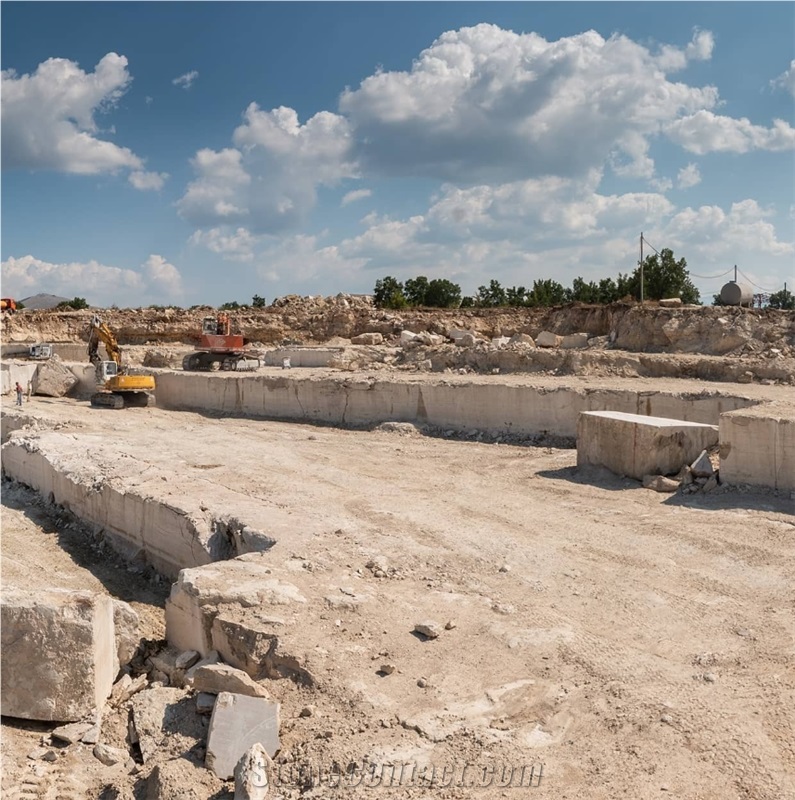 Beige Arini Noce in Quarries Travertine in , Beige Arini Noce in ...