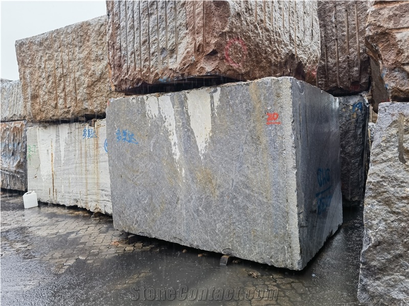 Kingfisher Blue Granite Quarry - StoneContact.com