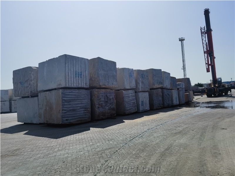 Kingfisher Blue Granite Quarry - StoneContact.com