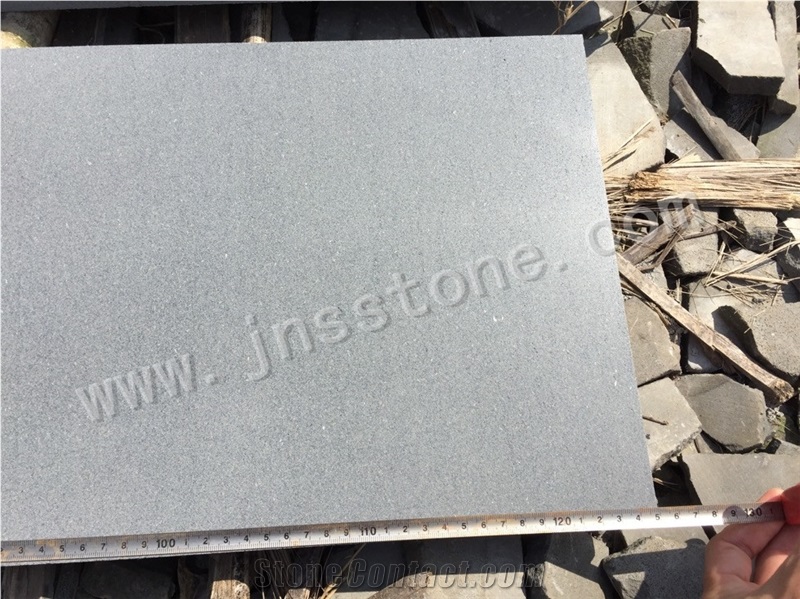 China Grey Basalt / Hainan Grey Basalt / Hainan Basalt /Lava Stone ...