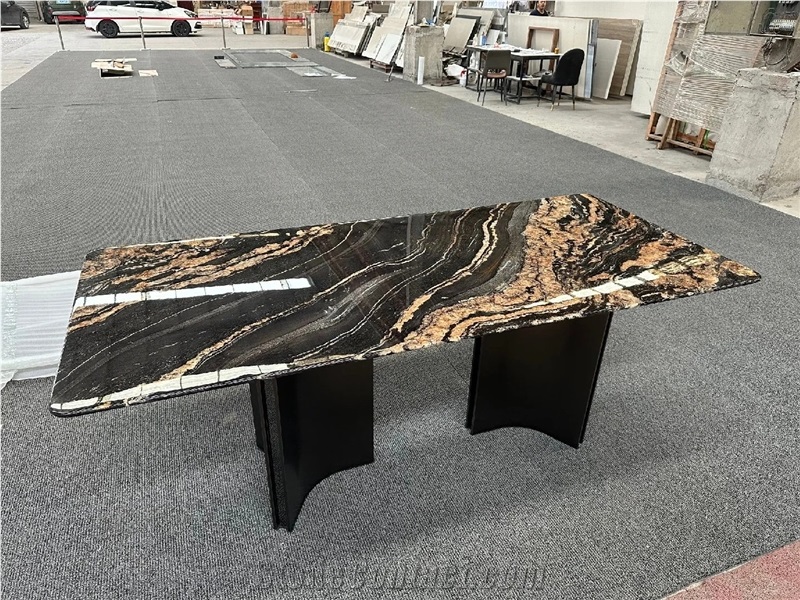 Saturnia Gold Granite - StoneContact.com